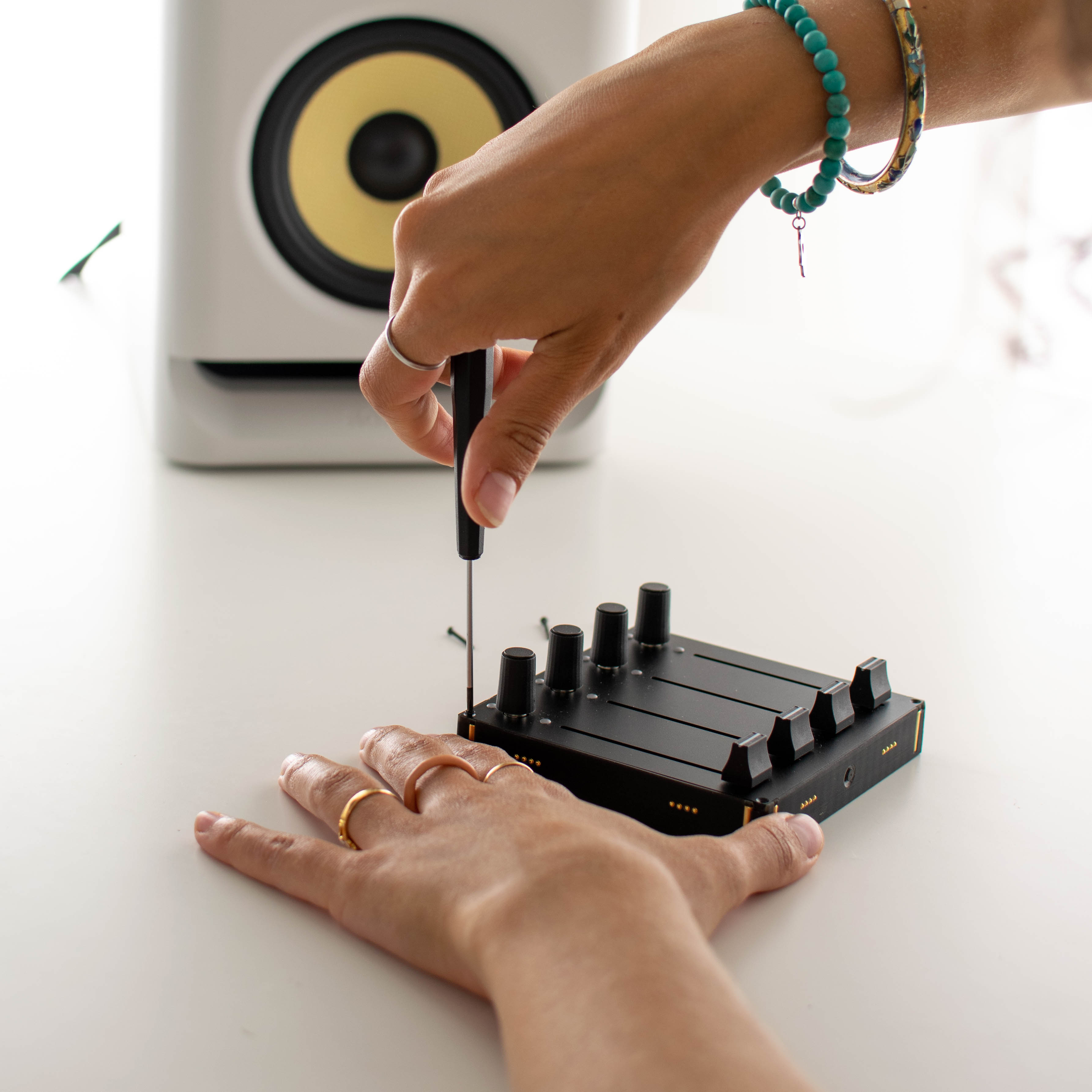 Grid: Repair Guide | Intech Studio Documentation