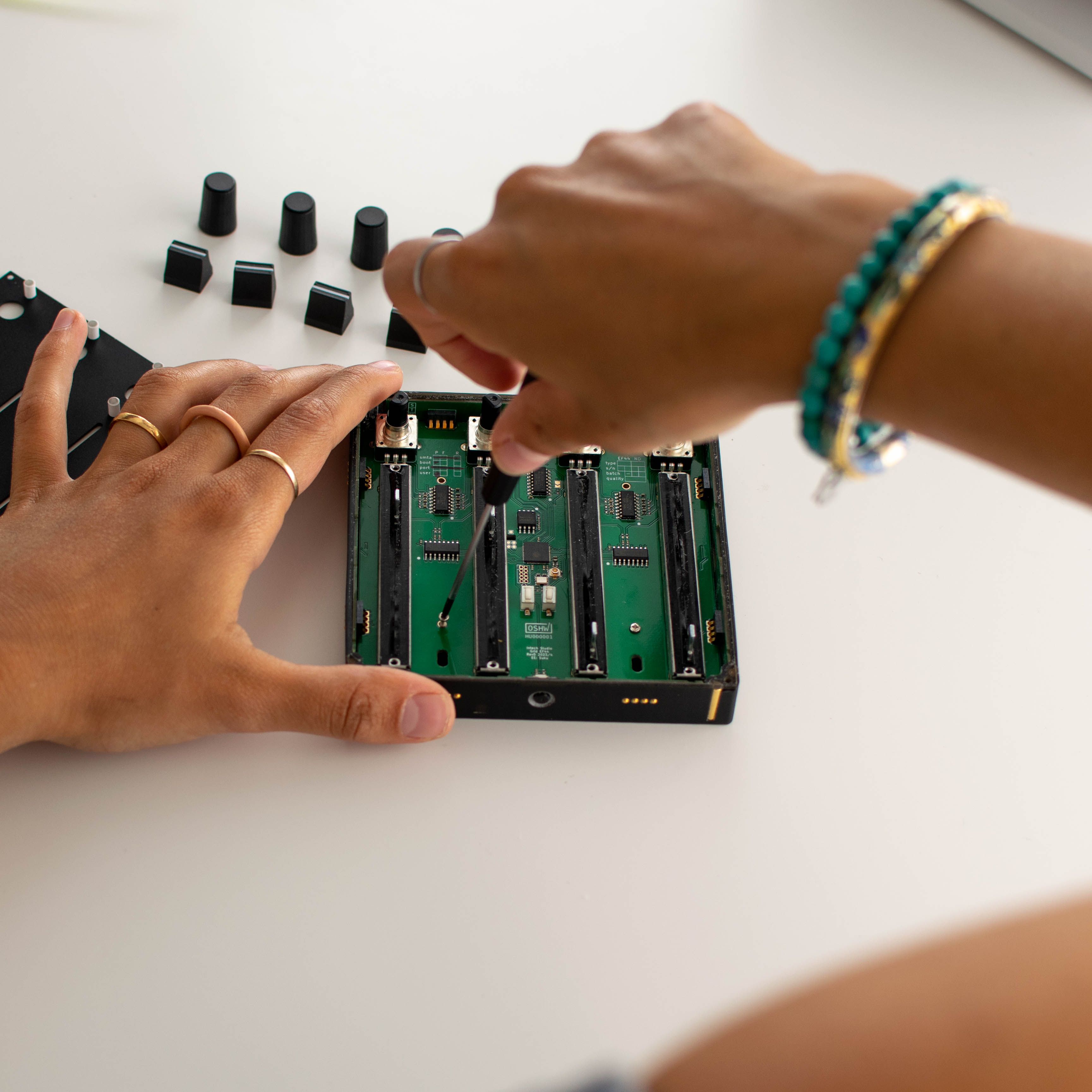 Grid: Repair Guide | Intech Studio Documentation