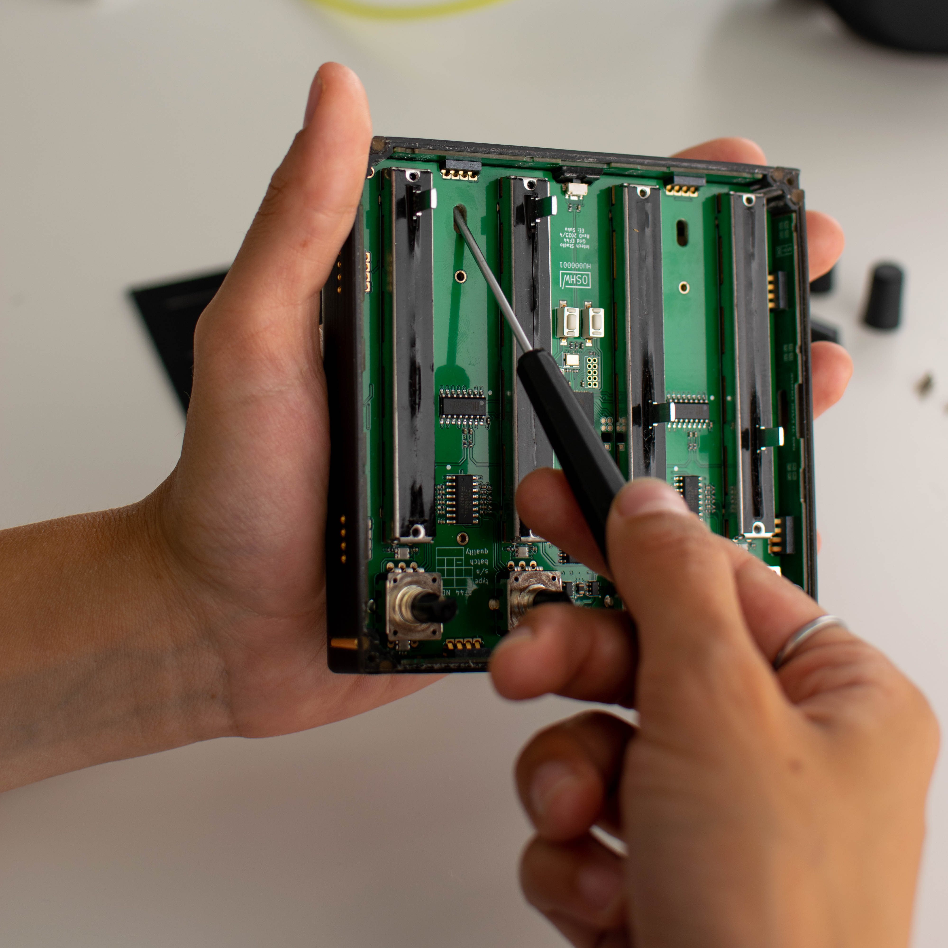 Grid: Repair Guide | Intech Studio Documentation